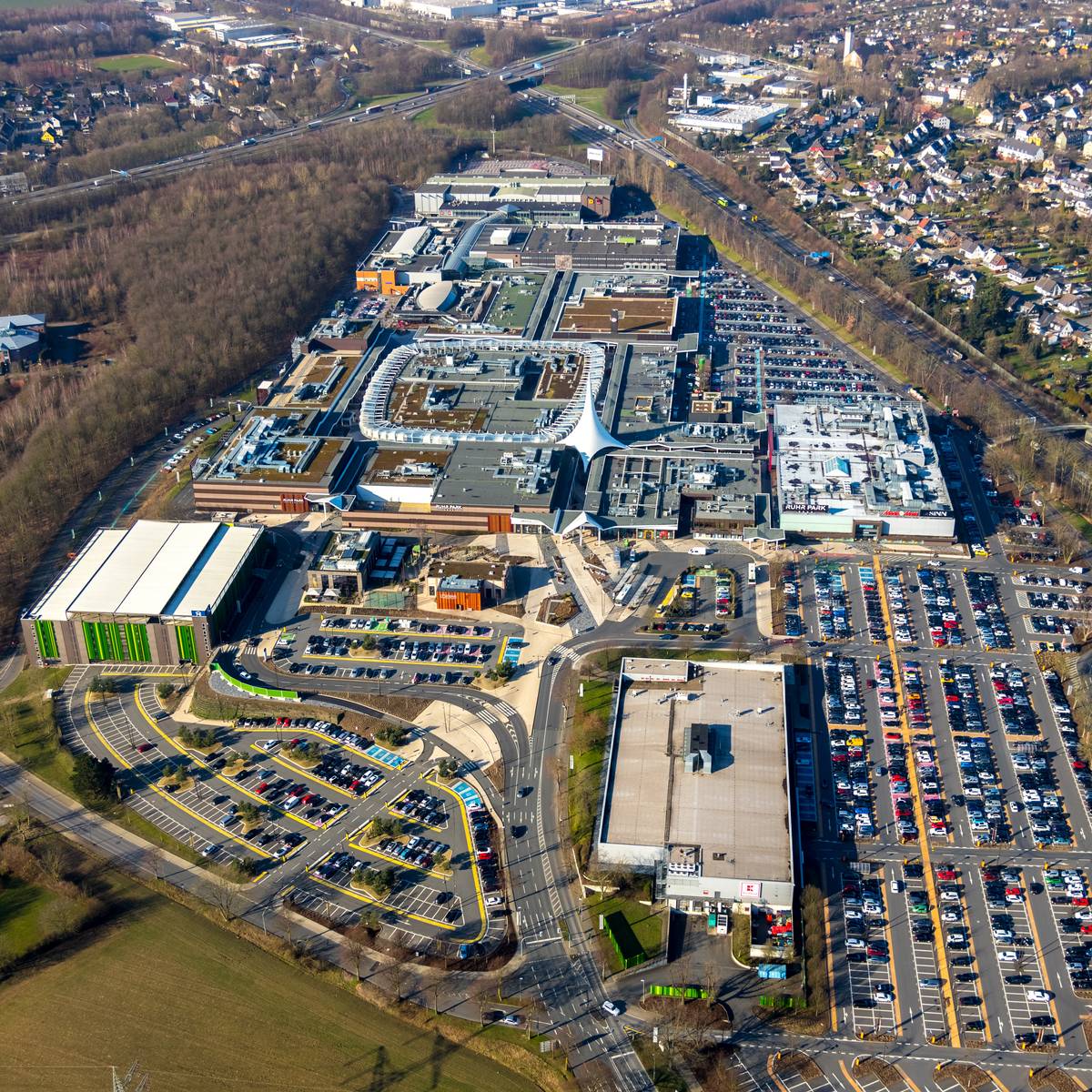 The 4 largest smart parking projects deployed to date - Cocoparks
